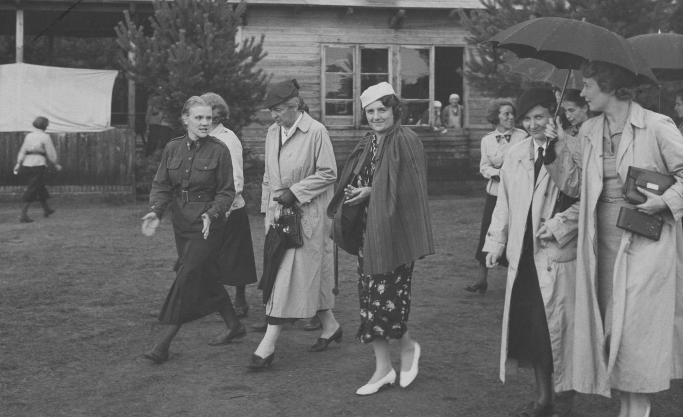 Pierwsza kobieta generał: biografia Marii Wittek oraz najciekawsze ...